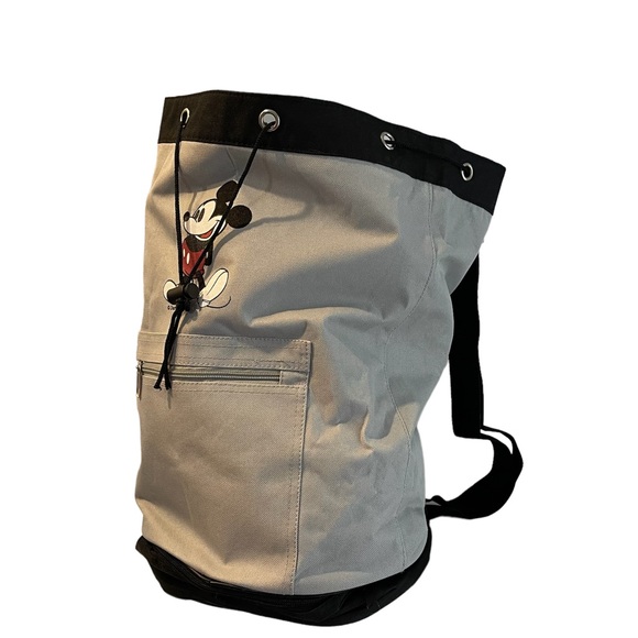 Disney | Bags | Disney Cinch Backpack Cooler Bottom Gray Black Ruck ...